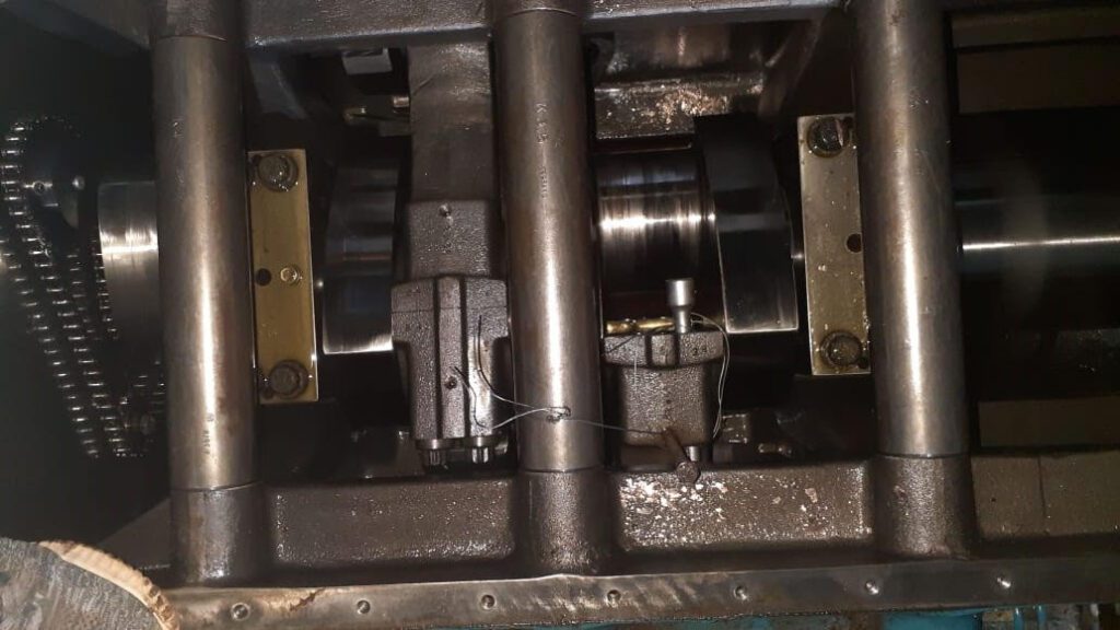 Repair Of Compressor Crankshaft | Grinding Of Compressor Shaft
