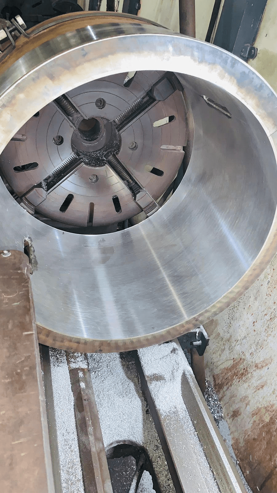 Onsite Intermediate Propeller Shaft Bearing | In place Machining